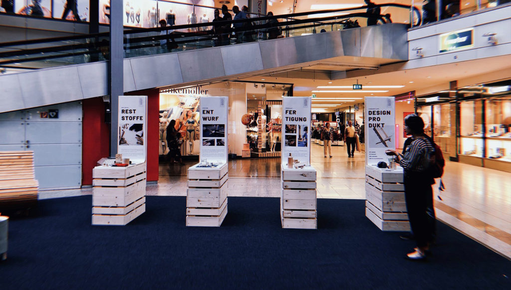 Ausstellung Saarpark-Center Neunkirchen - UPZENT - Upcycling Zentrum